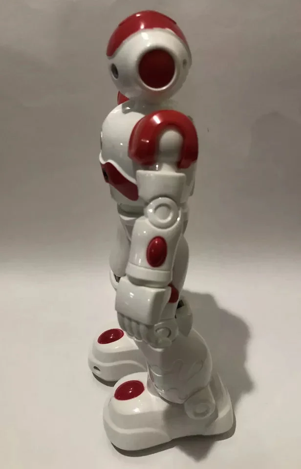 Lawrence the High-tech Artificial Intelligence Robot