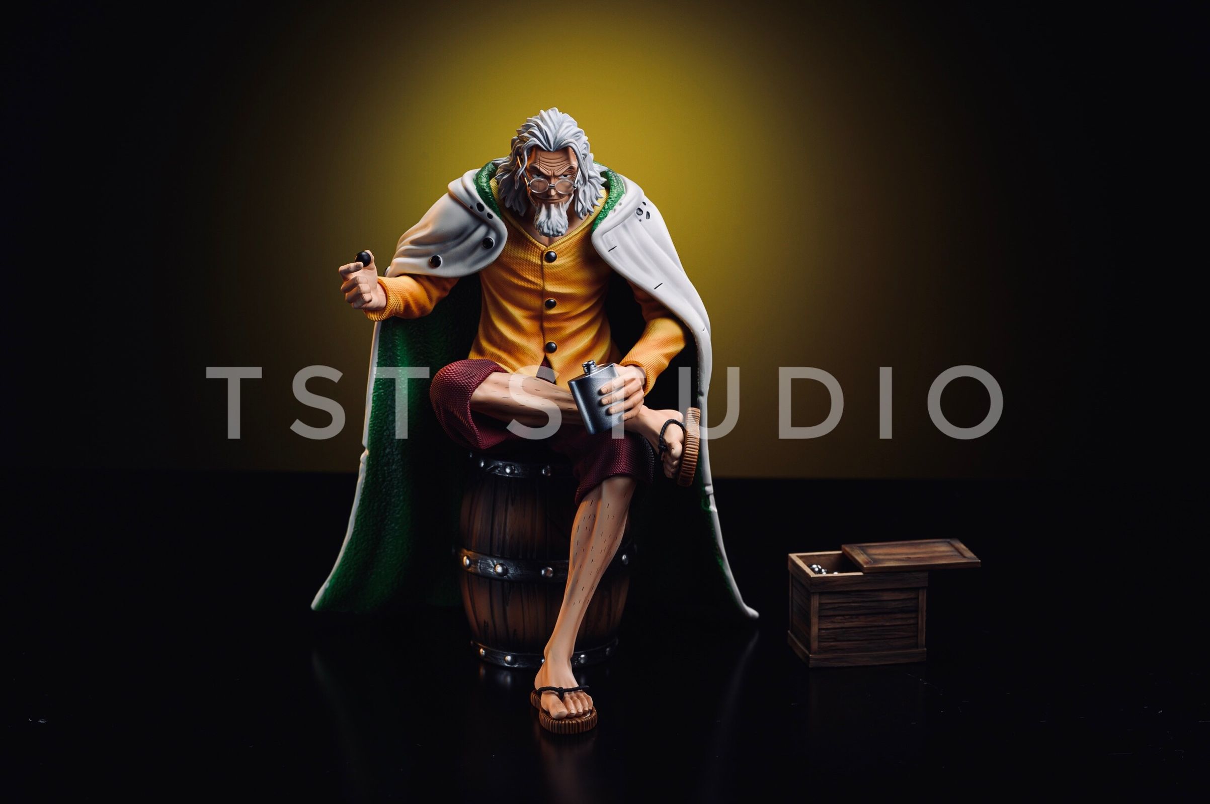 POP Scale Silvers Rayleigh - ONE PIECE Resin Statue - TST Studio