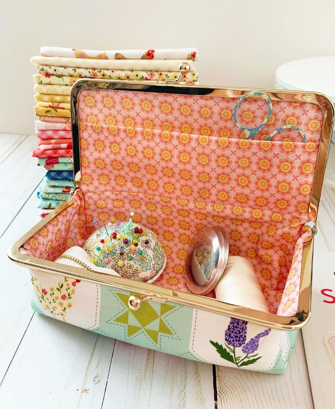 Kiss Clasp Sewing Box Template Kit - With Instructions