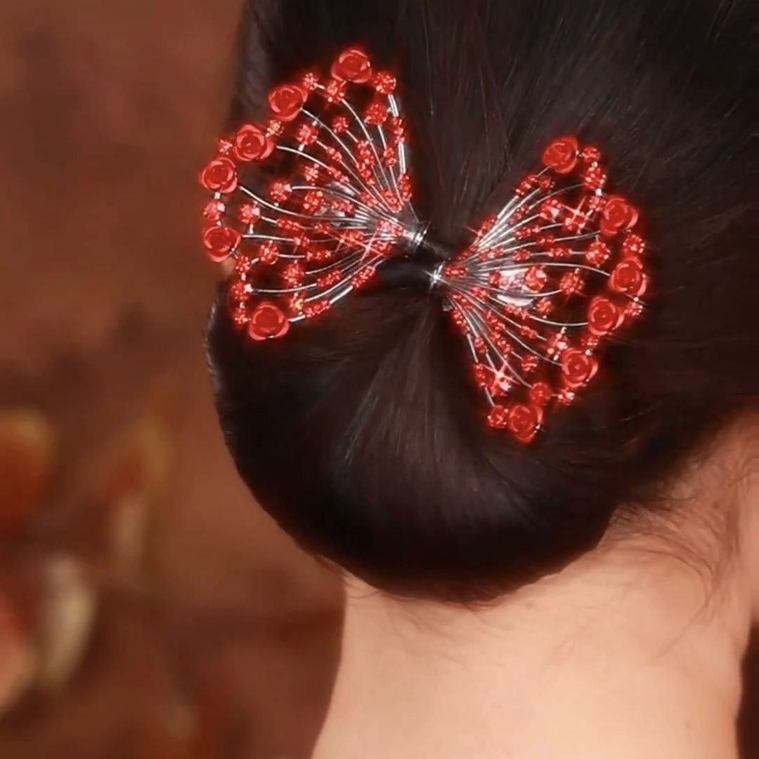 Red Petals Hair Disk KERENTILA