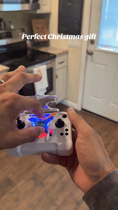 🎄All-Ages Mini Drone with Easy Stunt Flights & 360° Tricks - Perfect ...