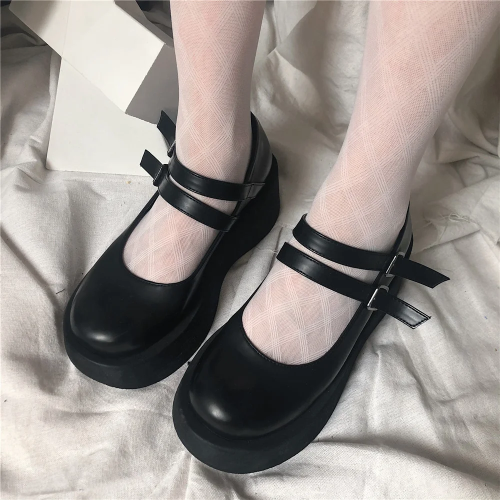 LOLITA DIAMOND CHECK SOCKS