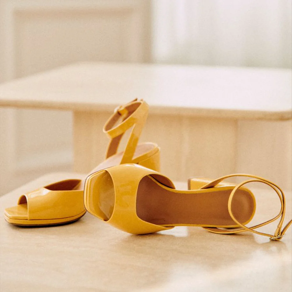 Yellow Leather Opened Square Toe Strappy Sandals With Chunky Heels