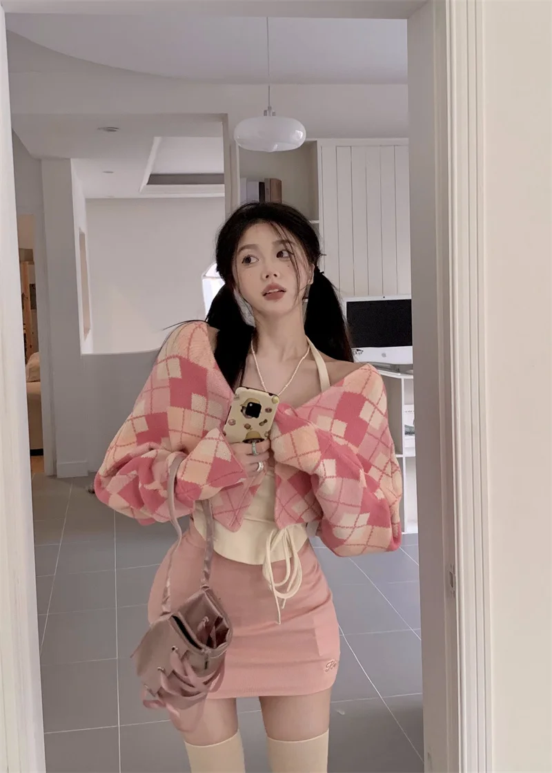 SWEET HOT PINK THREE PIECE SET