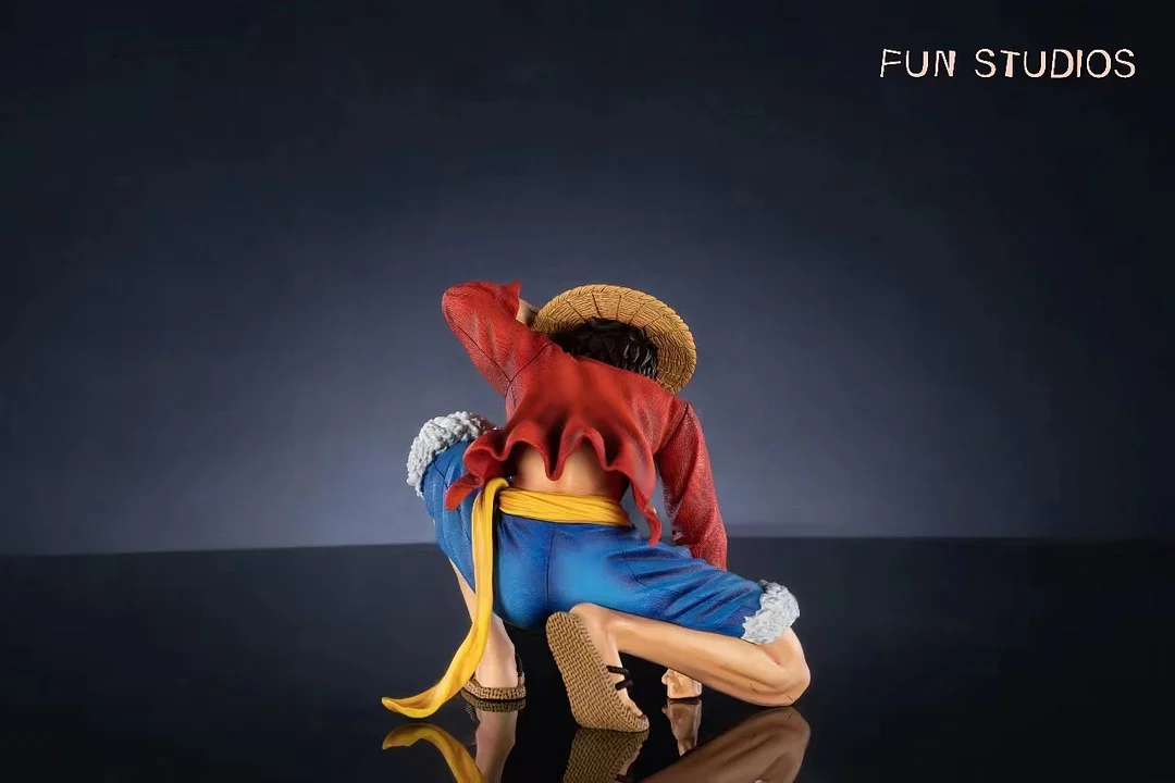 POP Scale Squatting Monkey D. Luffy - ONE PIECE Resin Statue - FUN Studios
