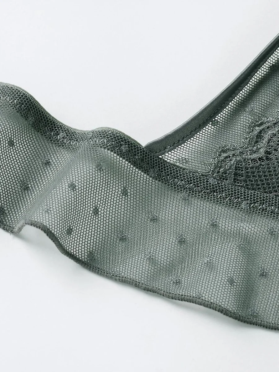 No rims lace beautiful back thin bra set