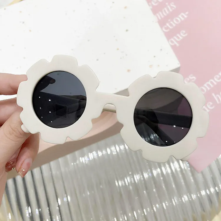 Retro Daisy Sunglasses For Women Novel Round Frame Flower Sun Glasses ...