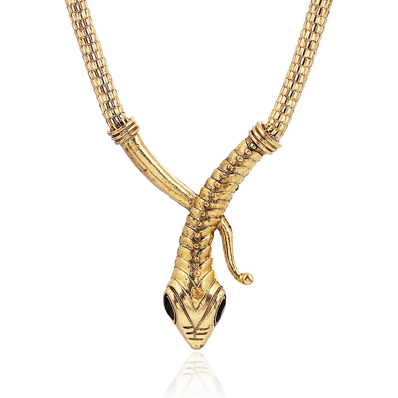 Personality snake-shaped clavicle chain necklace