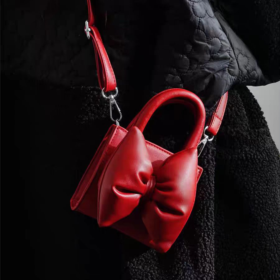 Danccia INCITY "Christmas knot" CROSSBODY BAG {December only}
