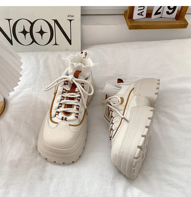 SQUARE TOE LACE UP PLATFORM SHOES (4.5-8.5)