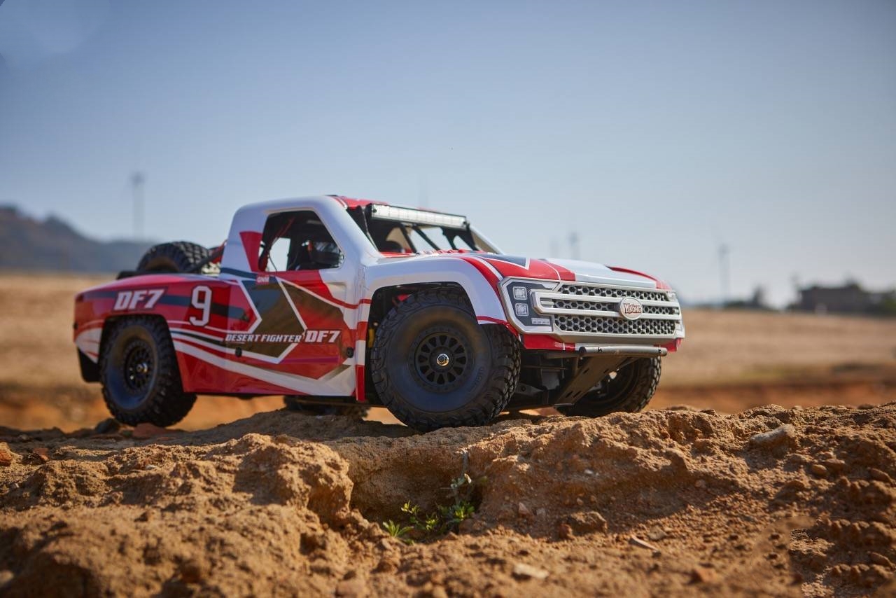 Zerohobby Yikong 1/7 4WD DF7 RTR Short Course Car Remote Control Car YK4072