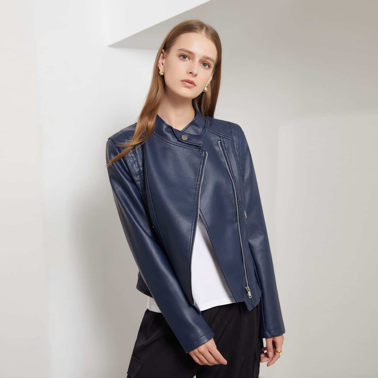 Woman Stand-collar Autumn Leather Jacket