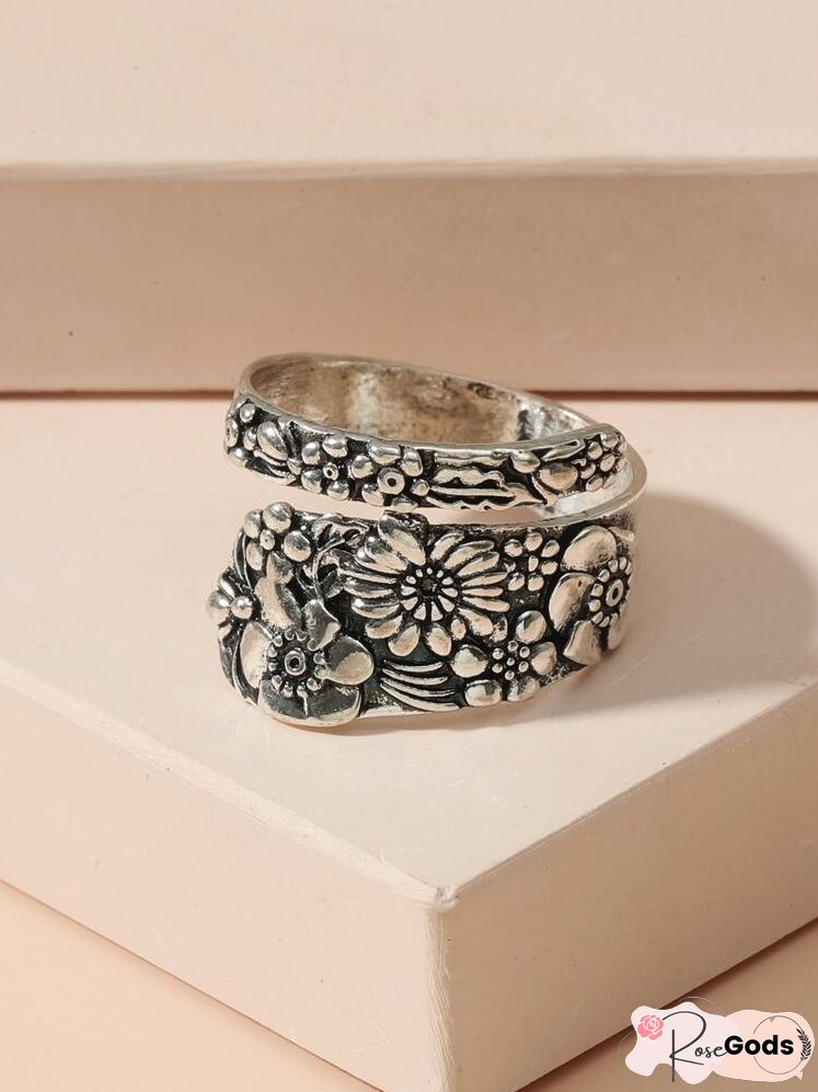 Floral Pattern Ring