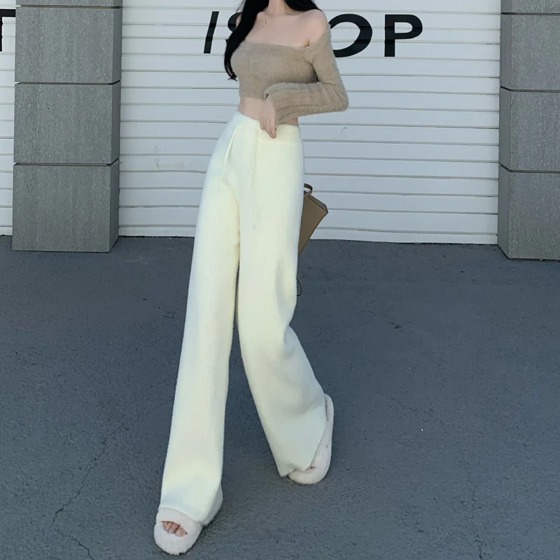 MINK FLEECE HIGH WAIST KNIT PANTS