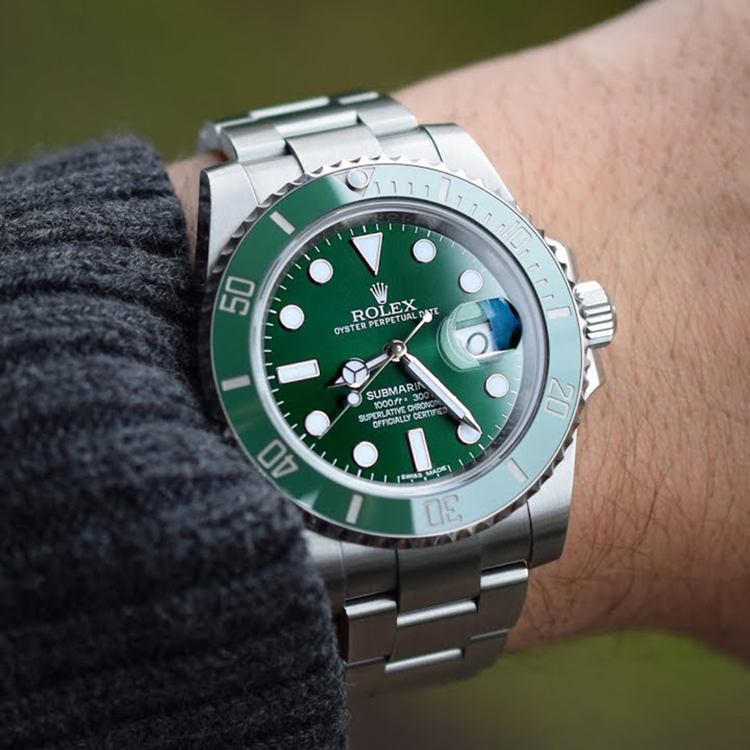 Rolex Submariner Date Hulk Green Dial Steel Mens Watch 116610LV Unworn