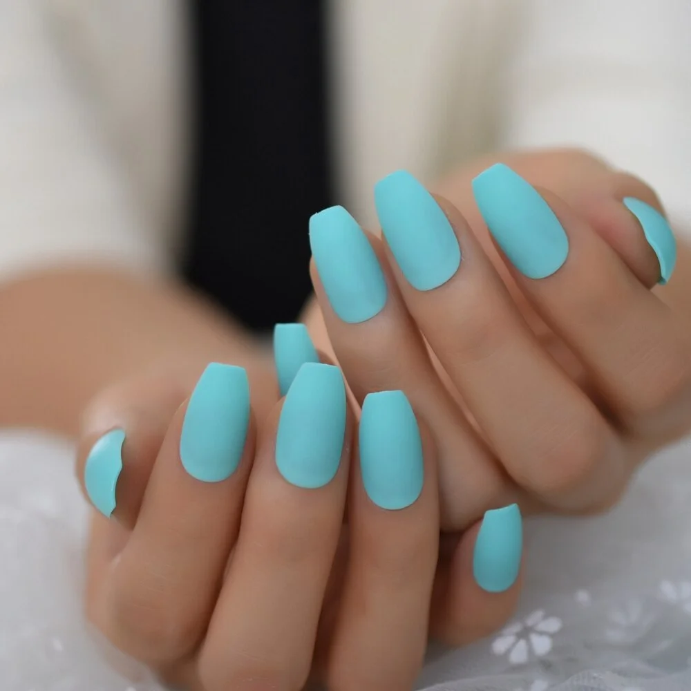 Gorgeous Cream False Nails Long Iridescent Matte Fake Nails Frost Art ...