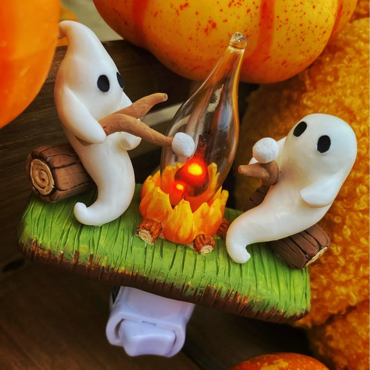 Ghost Campfire Flickering Nightlight