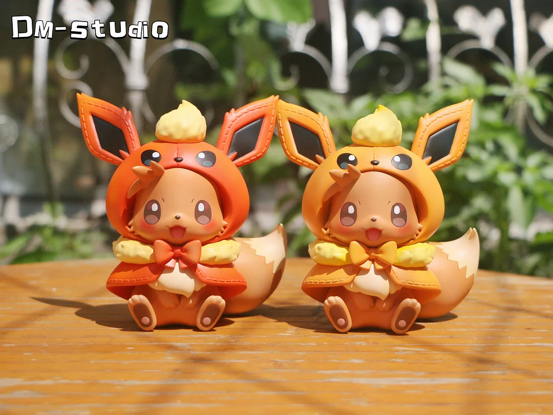Small & Big Scale Flareon Cosplay Eevee - Pokemon Resin Statue - DM ...