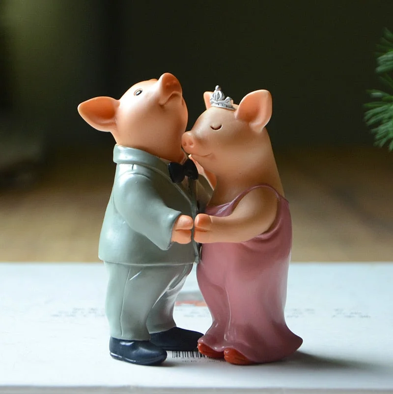 Romantic Couple Pig Figurine Bride and Groom Wedding Gifts for Guests ...