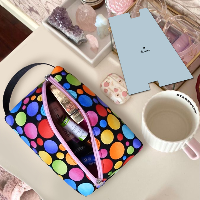 Zipper hand pouch bag Sewing Template & Instructions