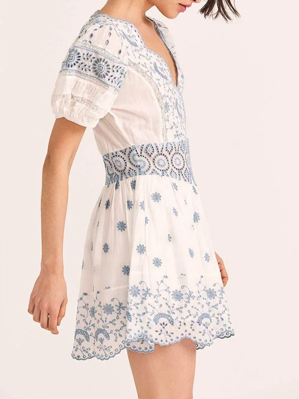 Scallop neckline dress with embroidery