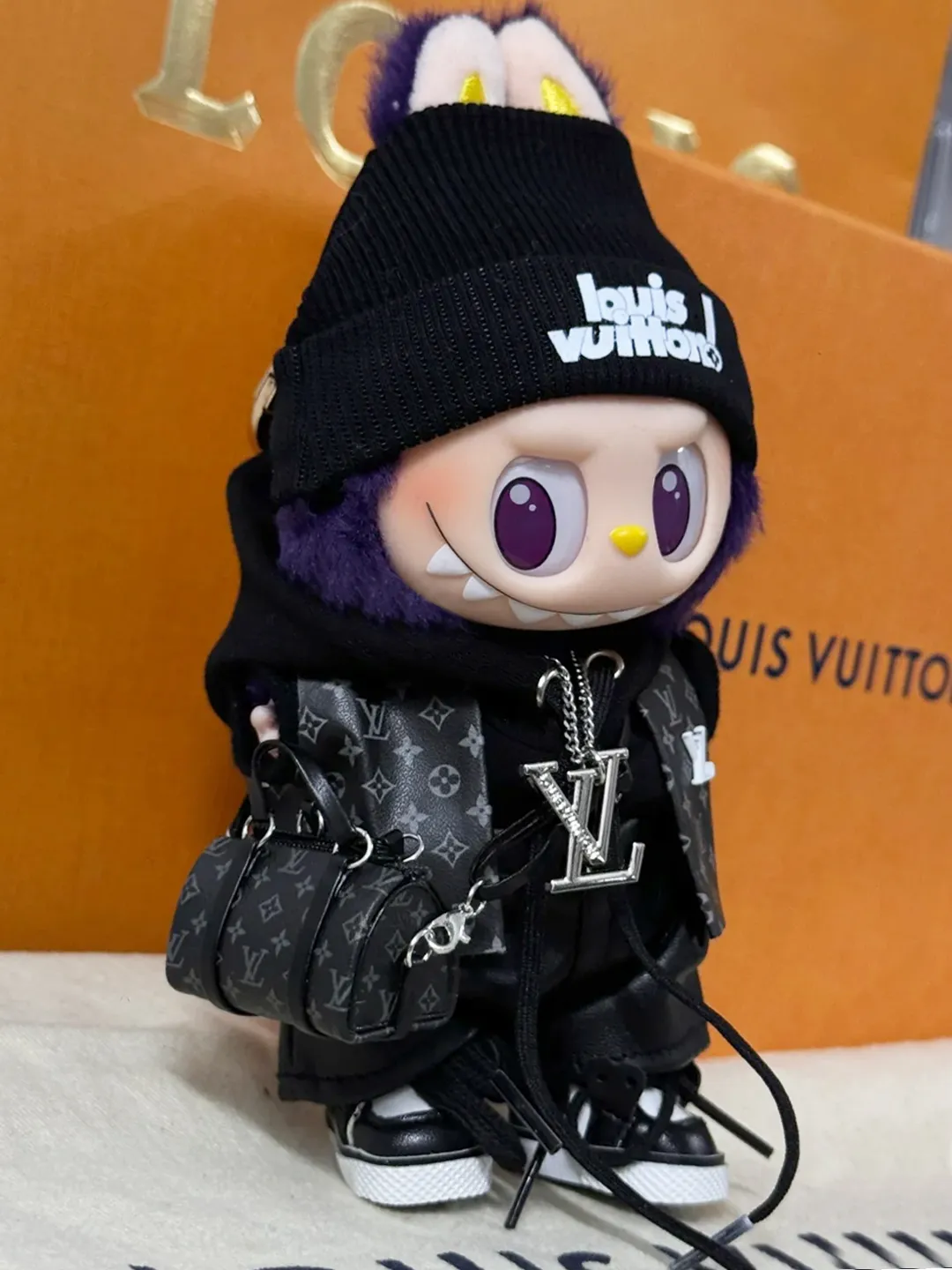 LABUBU Clothes LV Black Chic Explorer