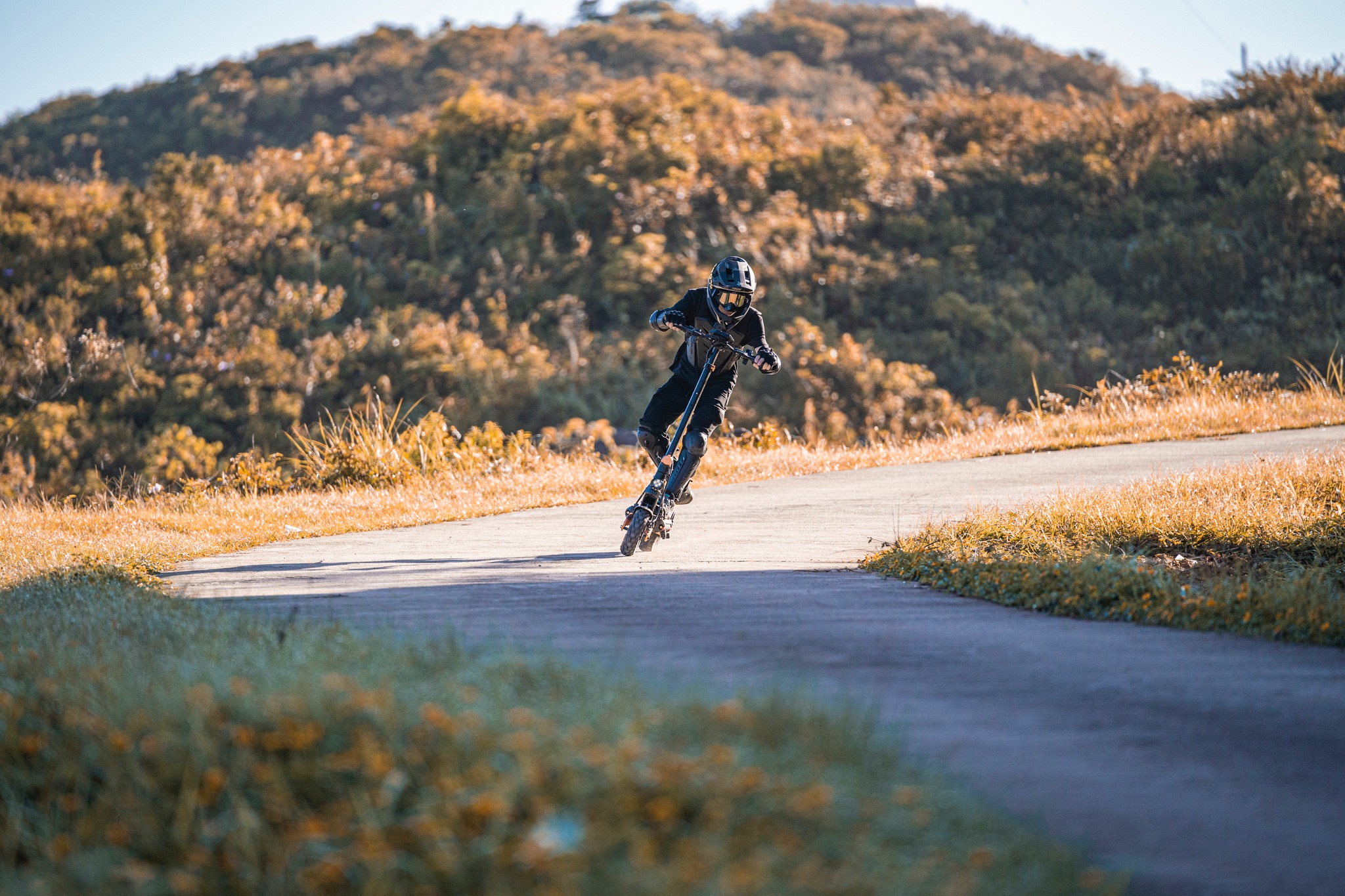 Riding Tips on Electric Scooter with Seat for Adults It is normal for ...