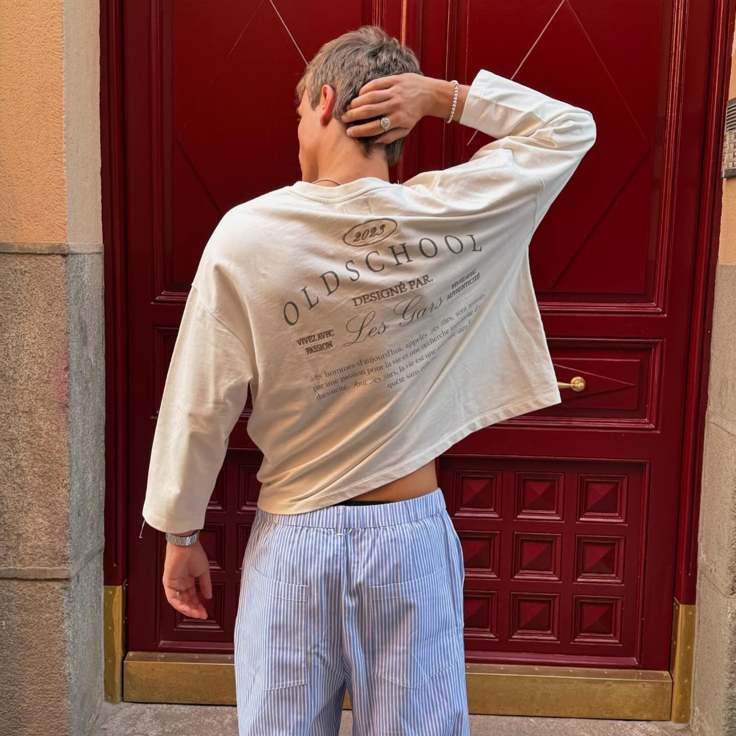 Surfers Between A T-shirt And A Sweatshirt Designed To Be Worn With The ...