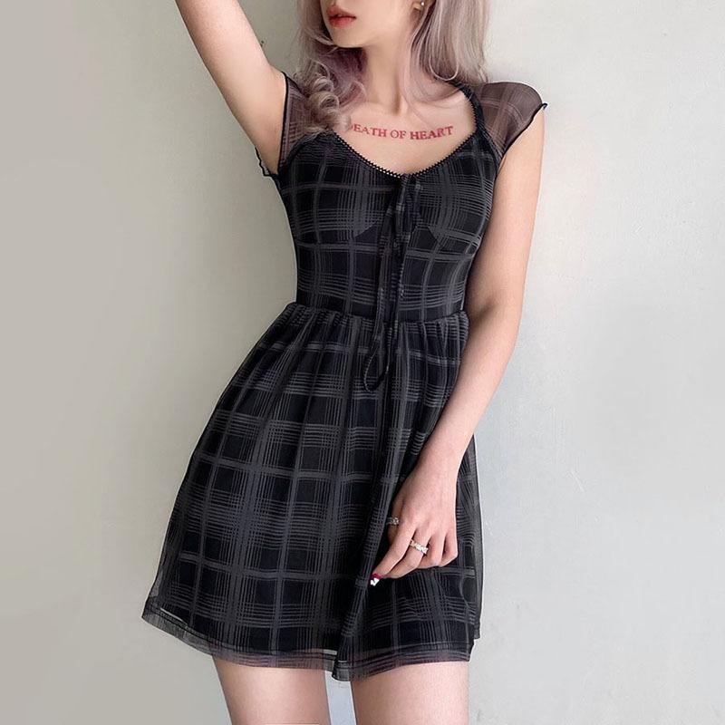 PLAID SQUARE COLLAR DRESS