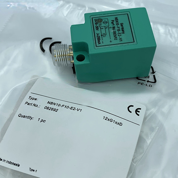 Small Square Proximity Switch NBN10-F10-E2-V1 Three Wire PNP Normally ...