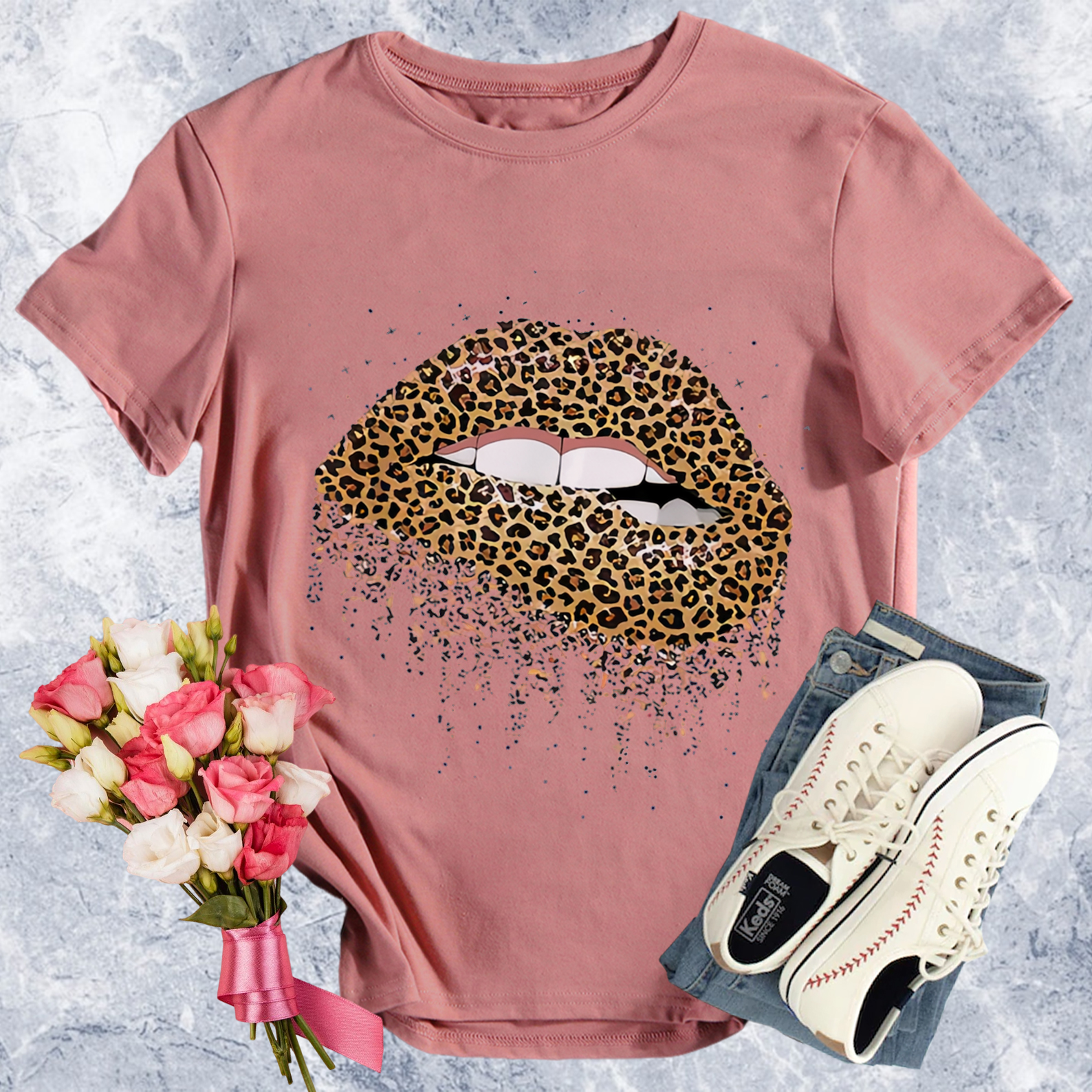 Leopard Lips Kiss Round Neck T-shirt
