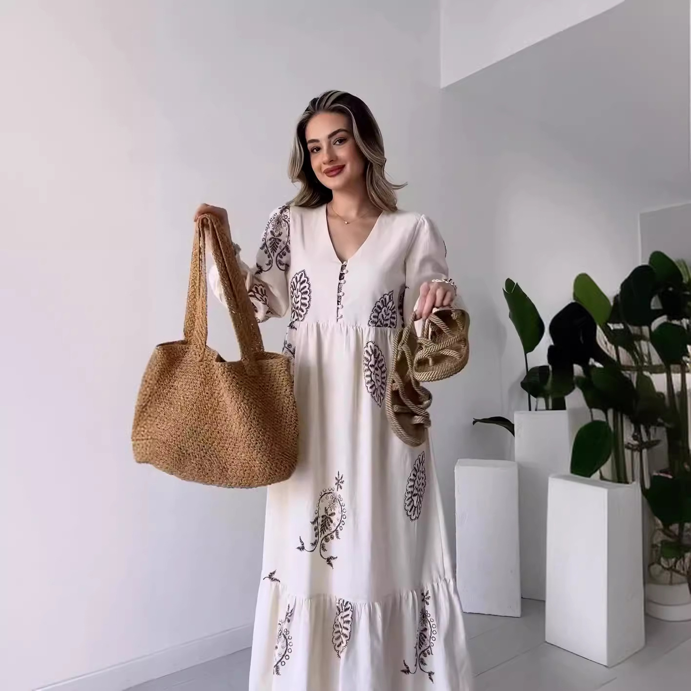 Women's temperament pattern V-neck long skirt dress | Desvips