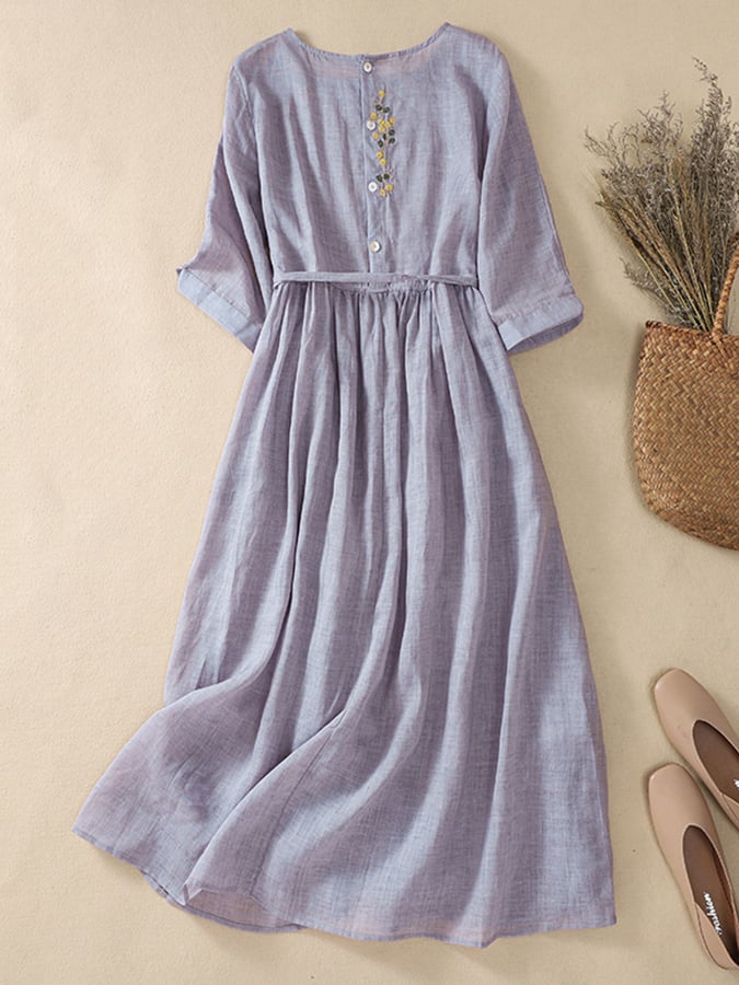 Women's Embroidered Solid Color Simple Casual Dress (With Pockets)
