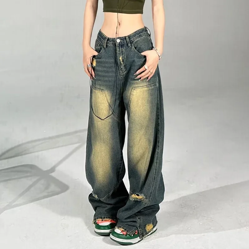 DISTRESSED DENIM CONTRAST JEANS