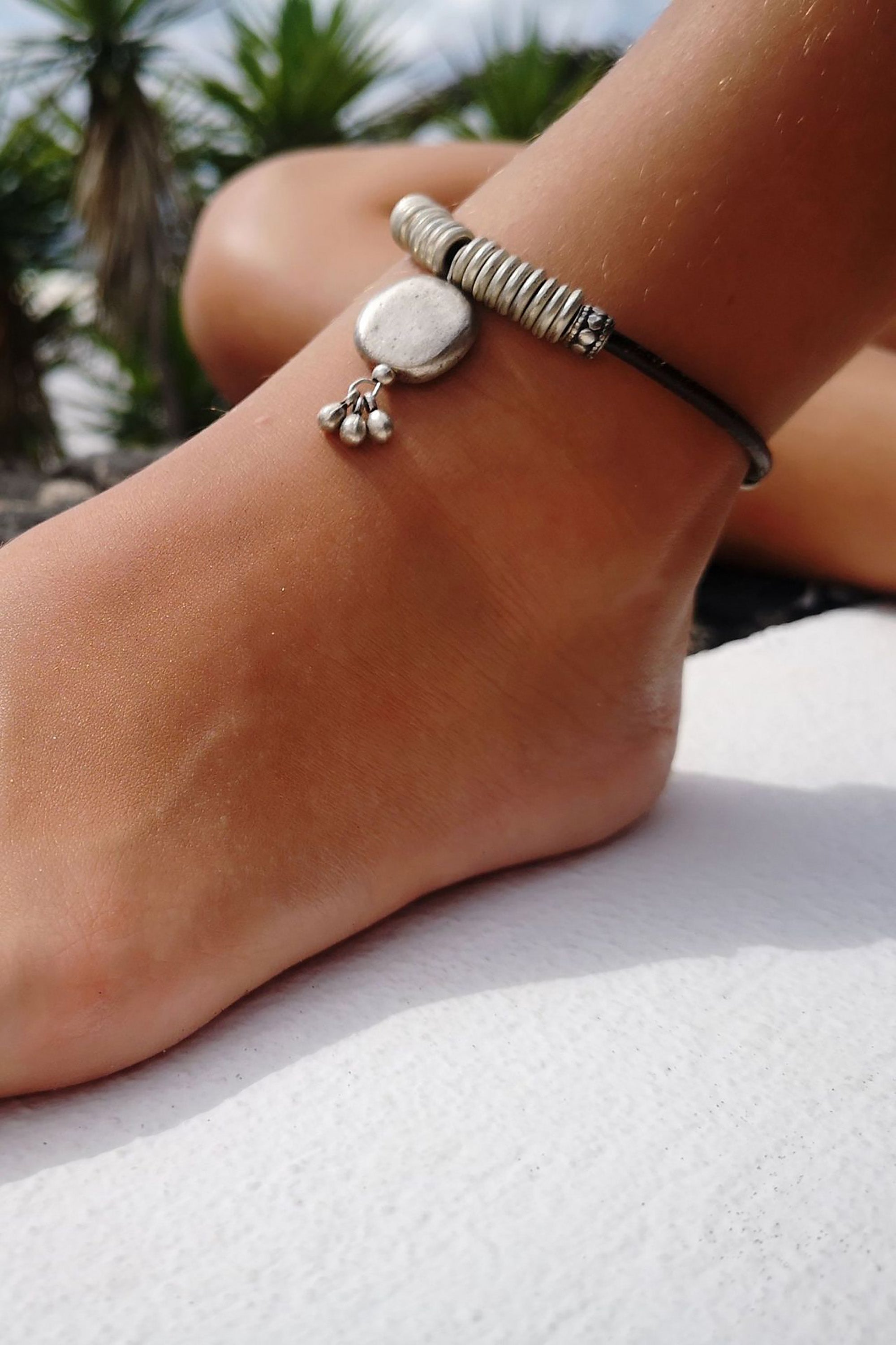 Cowhide Rope Geometric Design Retro Anklet