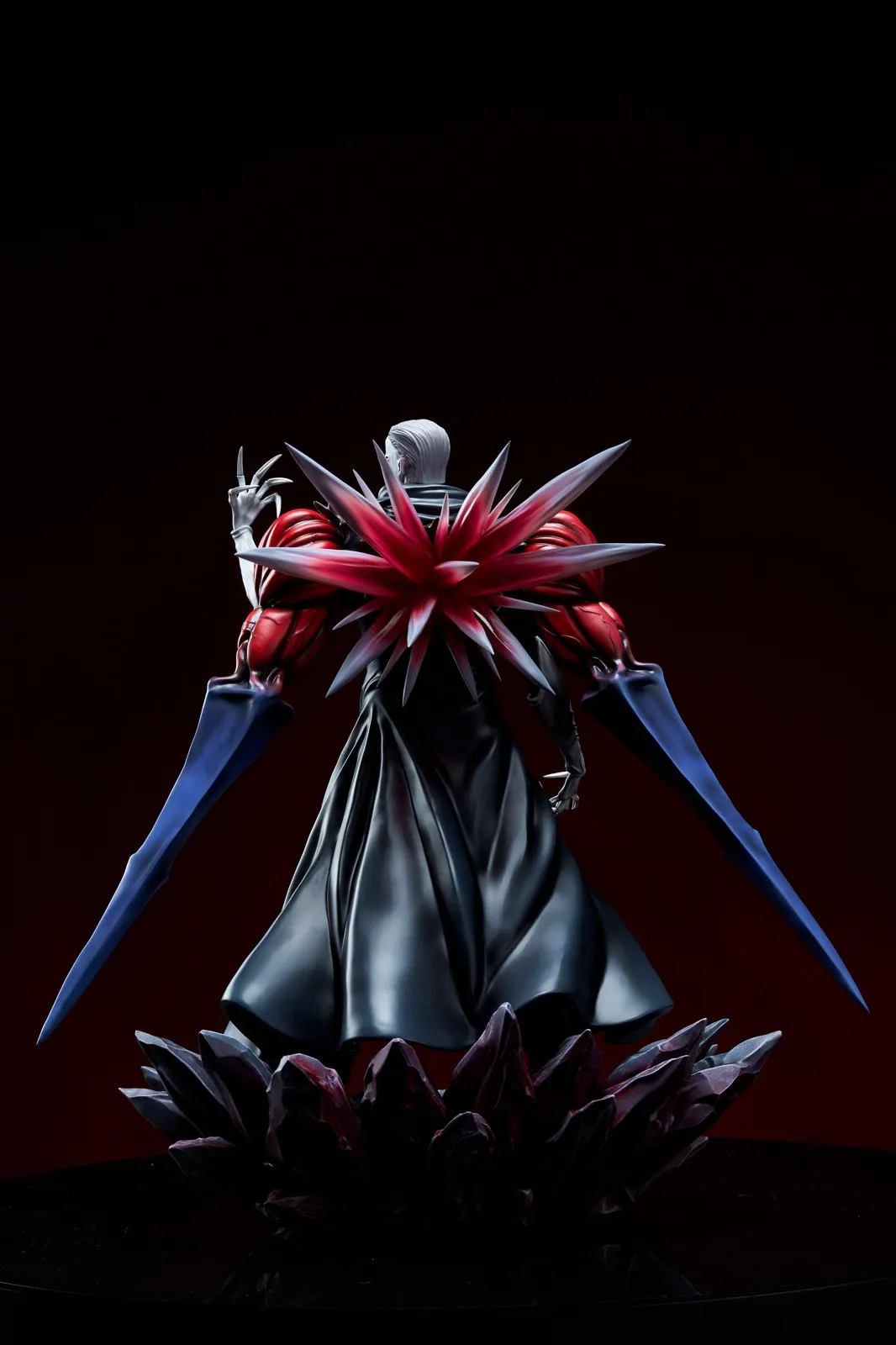 1/6 & 1/4 Scale Non-Killing Owl Yoshimura with LED - Tokyo Ghoul Resin ...