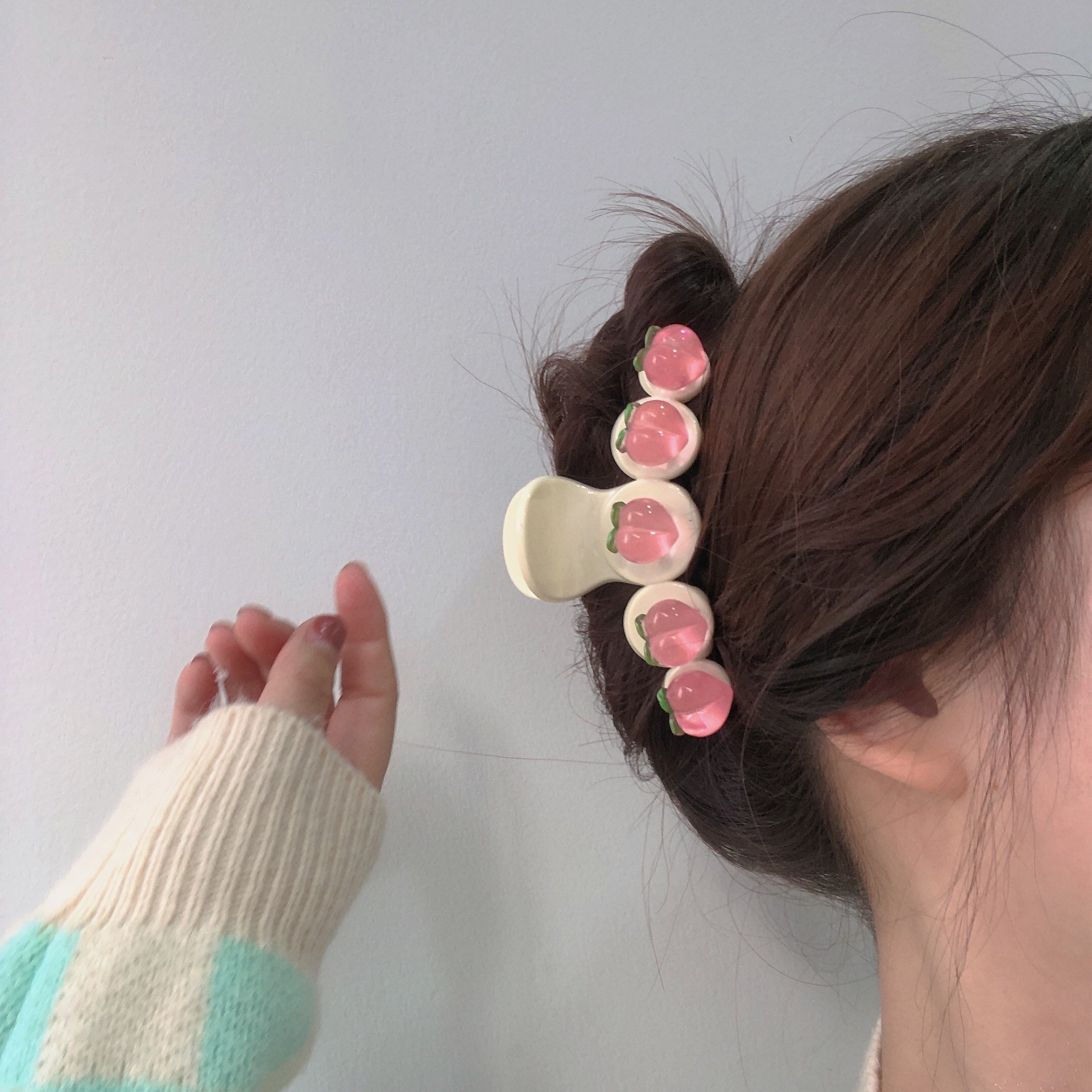 PINK PEACH CLAW CLIP