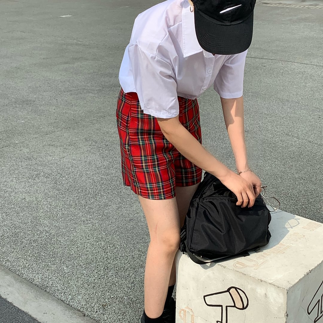 RED CHECK SHORTS WITH BELT