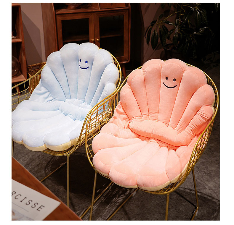 Cute Clamshell Doll Sofa