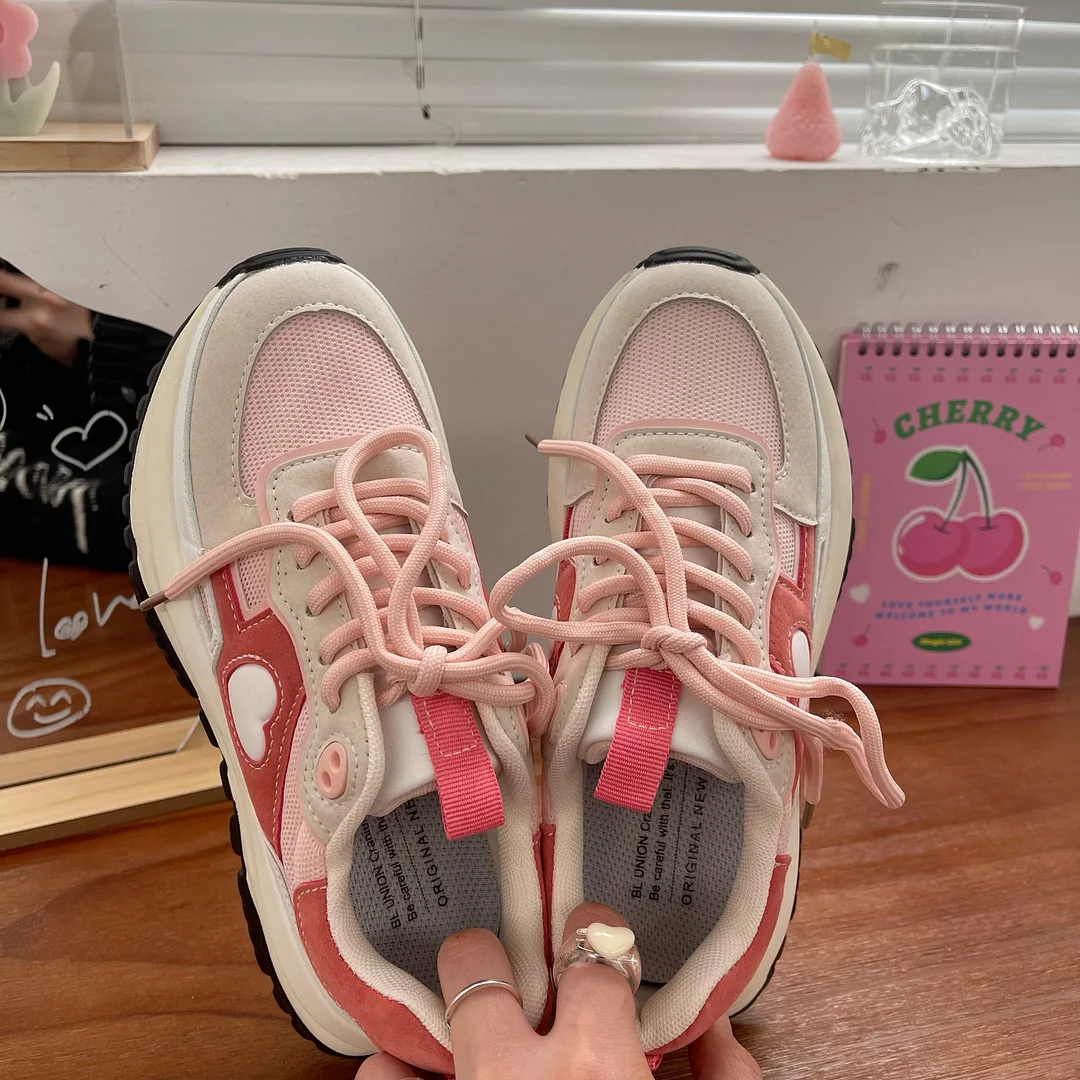 Love Heart Pink Sneakers BE1233