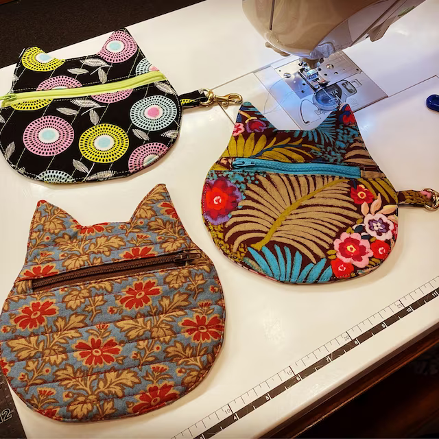 Cute Cat Zipper Pouch Template Ruler - With Instructions