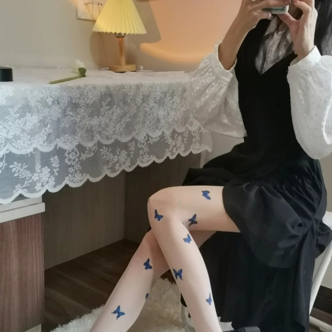 BLUE BUTTERFLY MESH STOCKINGS