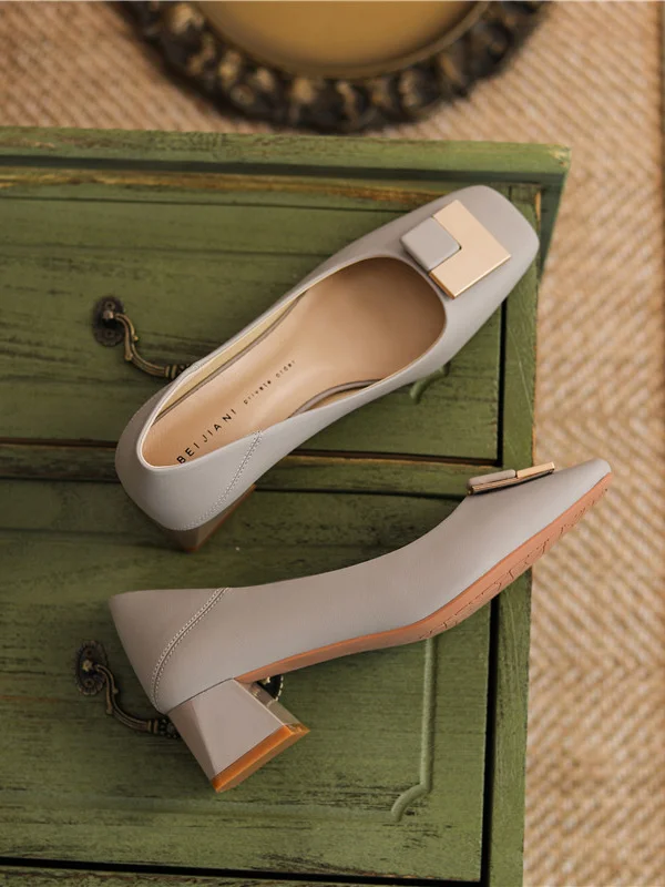 Timeless Elegance - Square Buckle Chunky Mid Heel Shoes with Square Toe