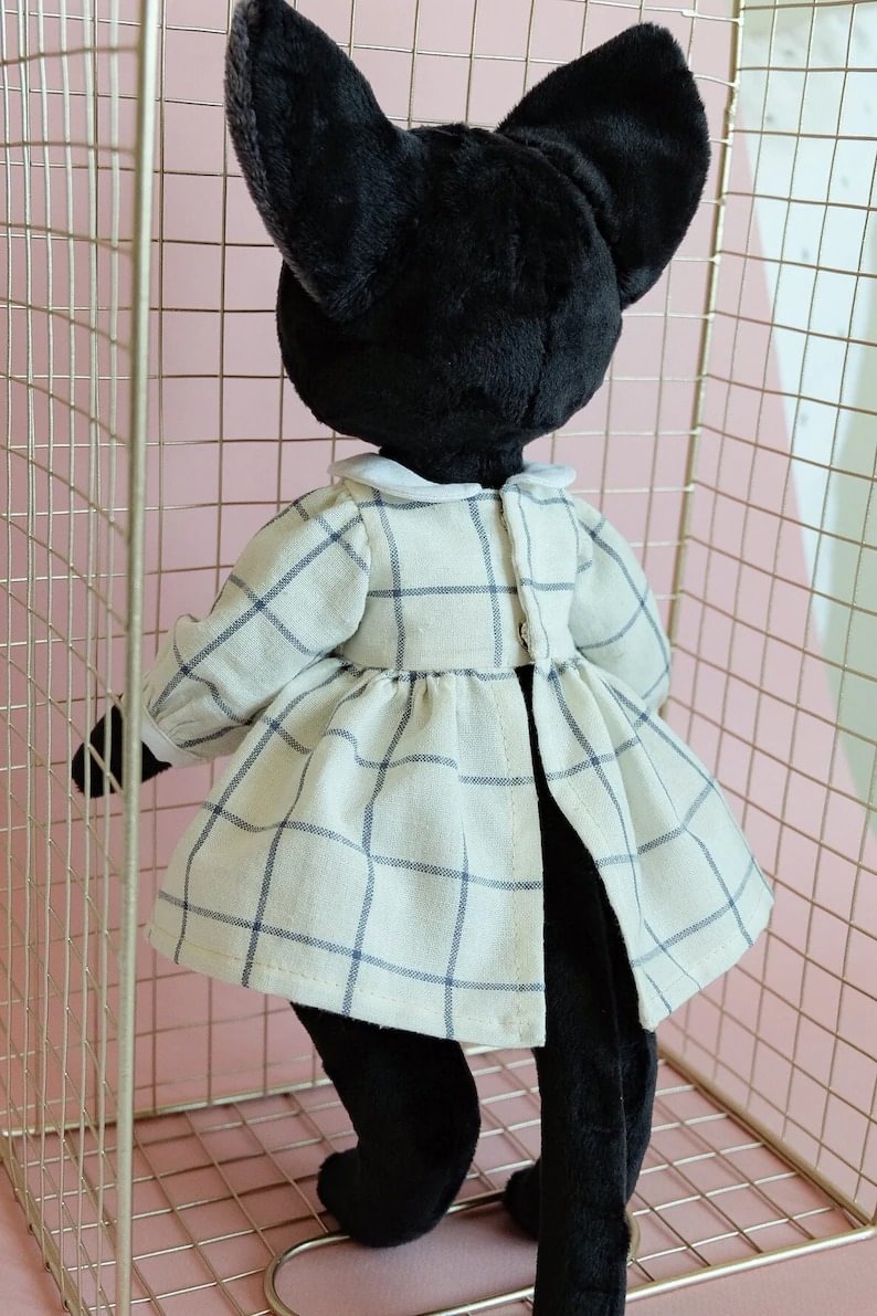 Cat sewing pattern with instructions. Height - 13" (33cm)