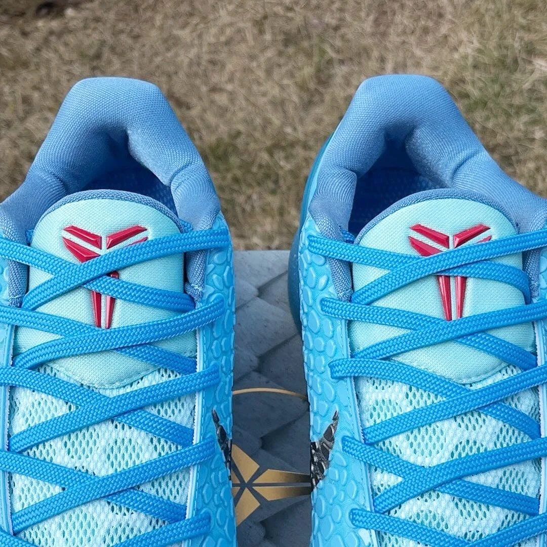 KOBE VI PROTRO ICE GRINCH