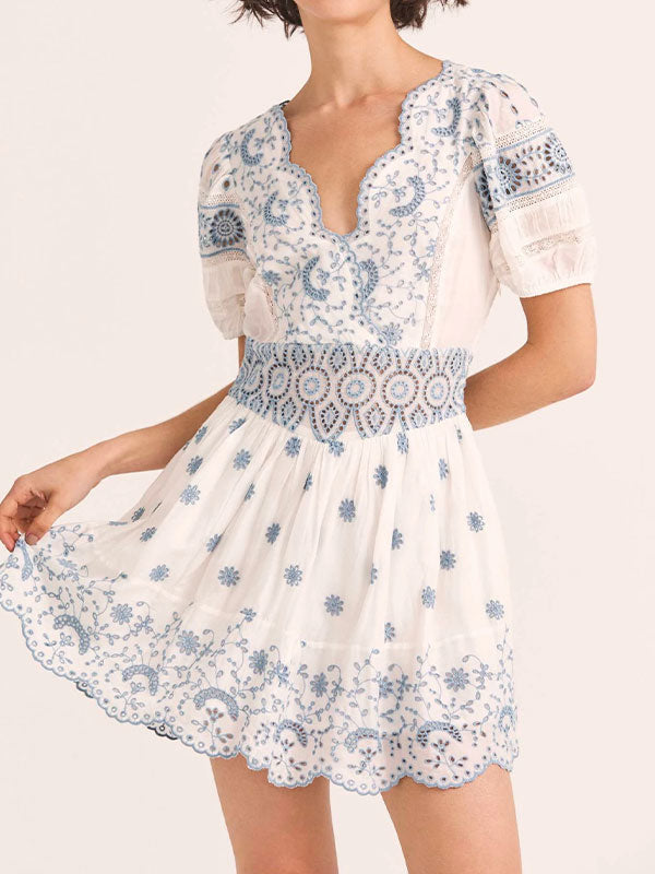 Scallop neckline dress with embroidery