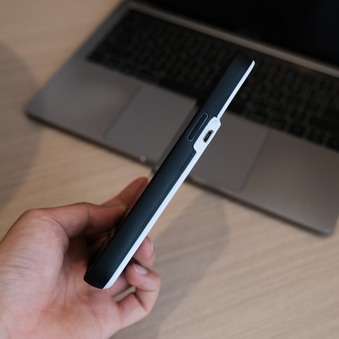 Game Boy Color Retro Game Console Phone Case