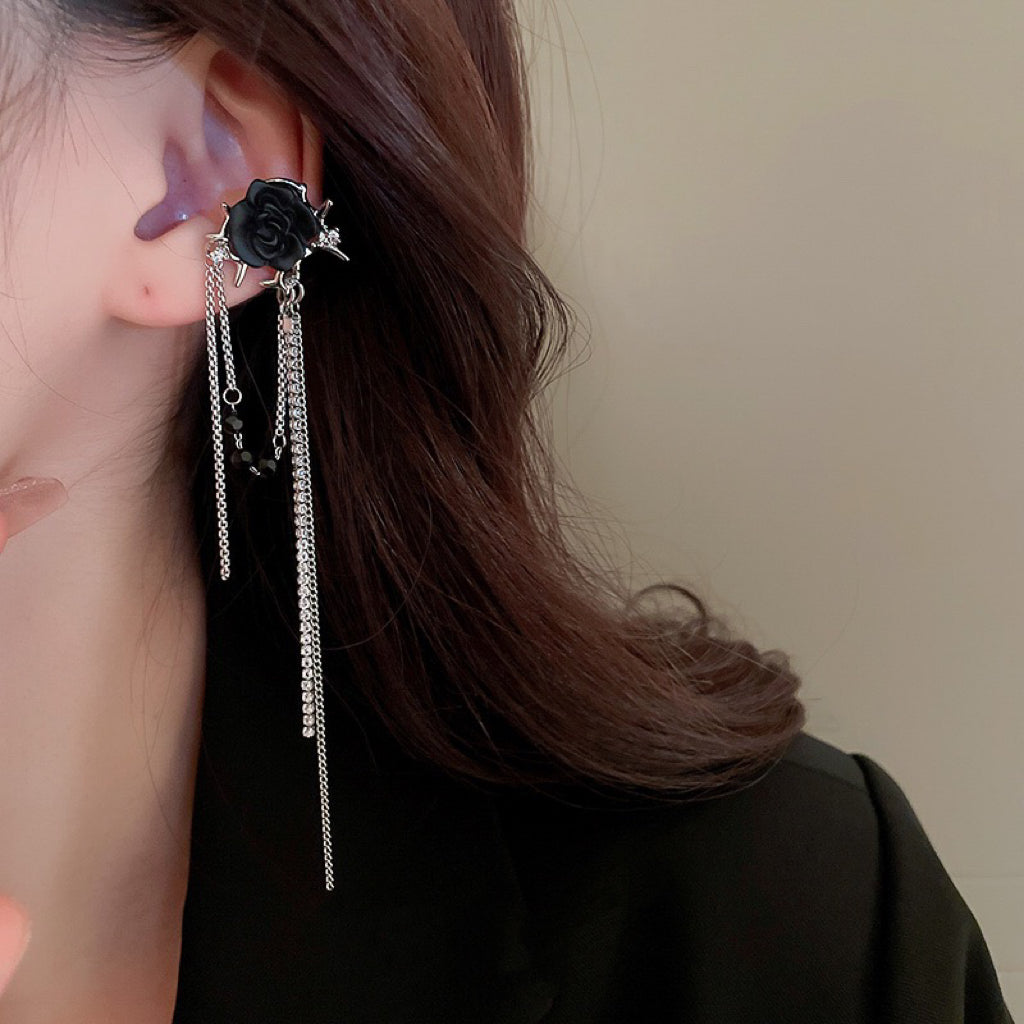 Black rose ear cuff