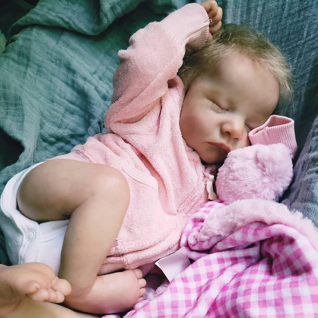 12 '' Real Lifelike Soft Vinyl Reborn Baby Doll Named Anna