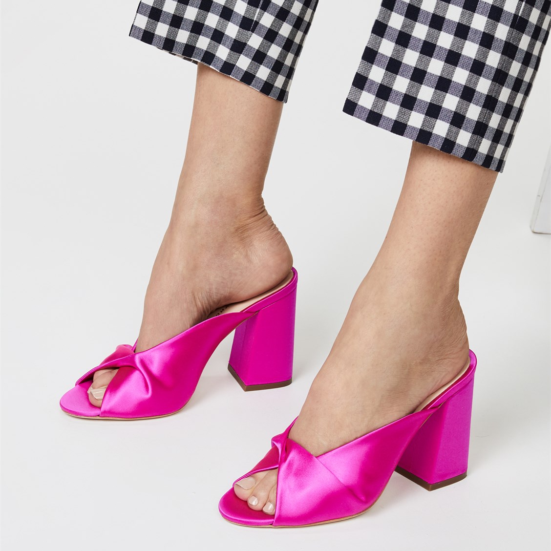 Hot Pink Peep Toe Block Heel Mules Vdcoo